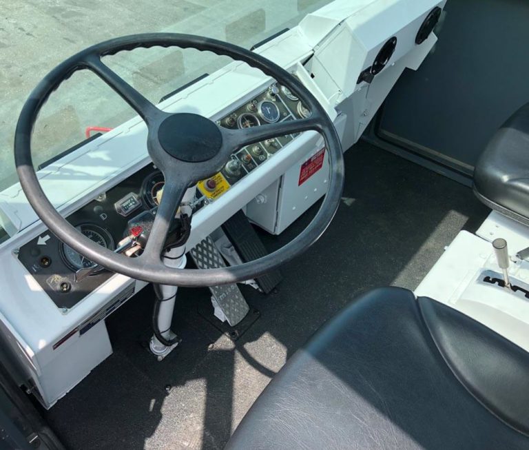 FMC B400 - Pushback Tractors | Victory GSE